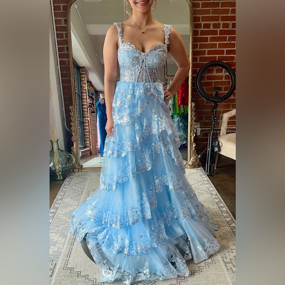 Sophia Thomas | Dresses | Sophia Thomas Prom Dress | Poshmark